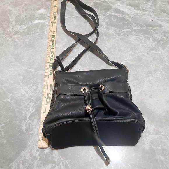 Jessica Simpson | Bags | Jessica Simpson Gia Black Drawstring Purse ...